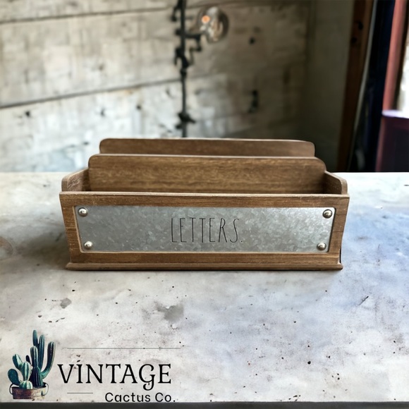 Rae Dunn | Office | Rae Dunn Excellent Condition Mediumdark Wood ...